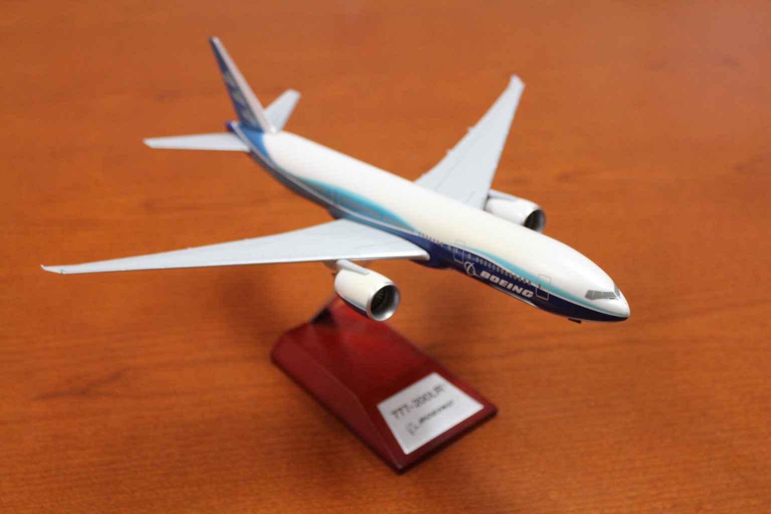 Boeing 777 Model | Illinois Aviation Academy