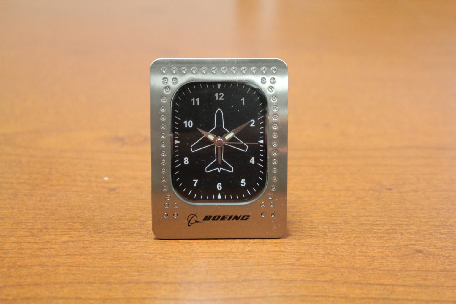 Boeing Aircraft Window Clock | Illinois Aviation Academy